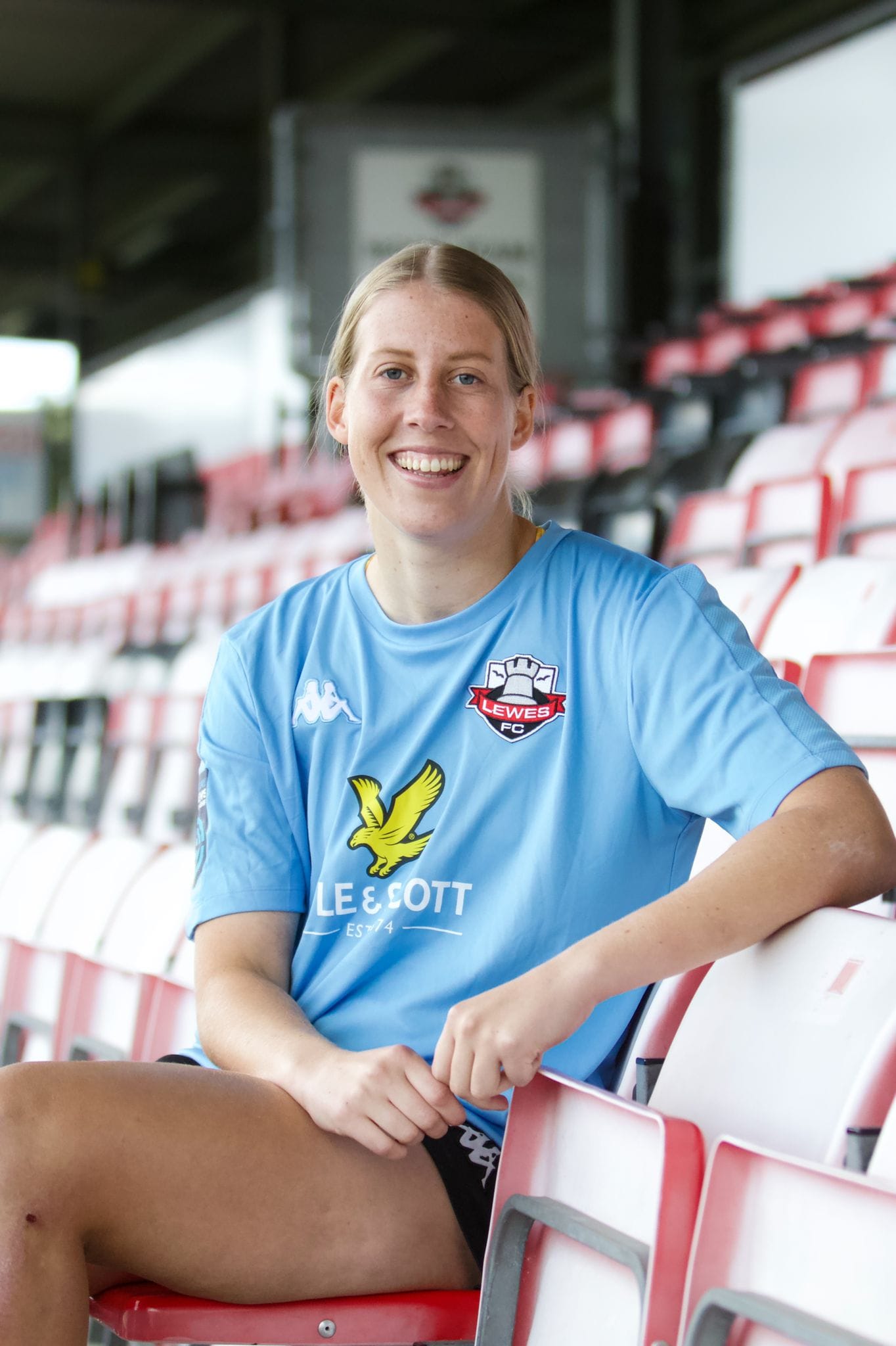 ‘The team has been super welcoming’ – Moore discusses joining Rooks ...