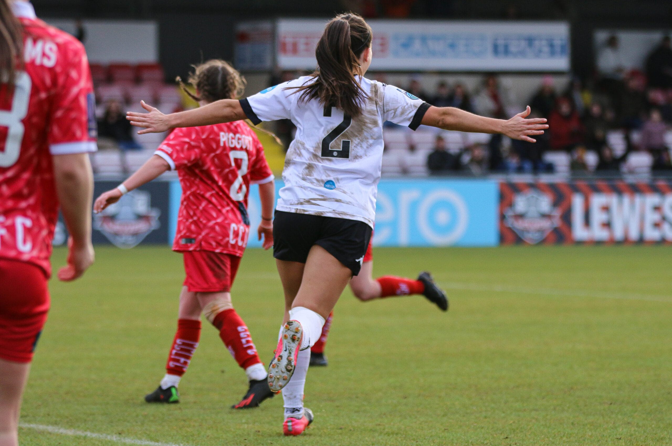 Ellie Mason inspires Rooks to history – Lewes Community Football Club